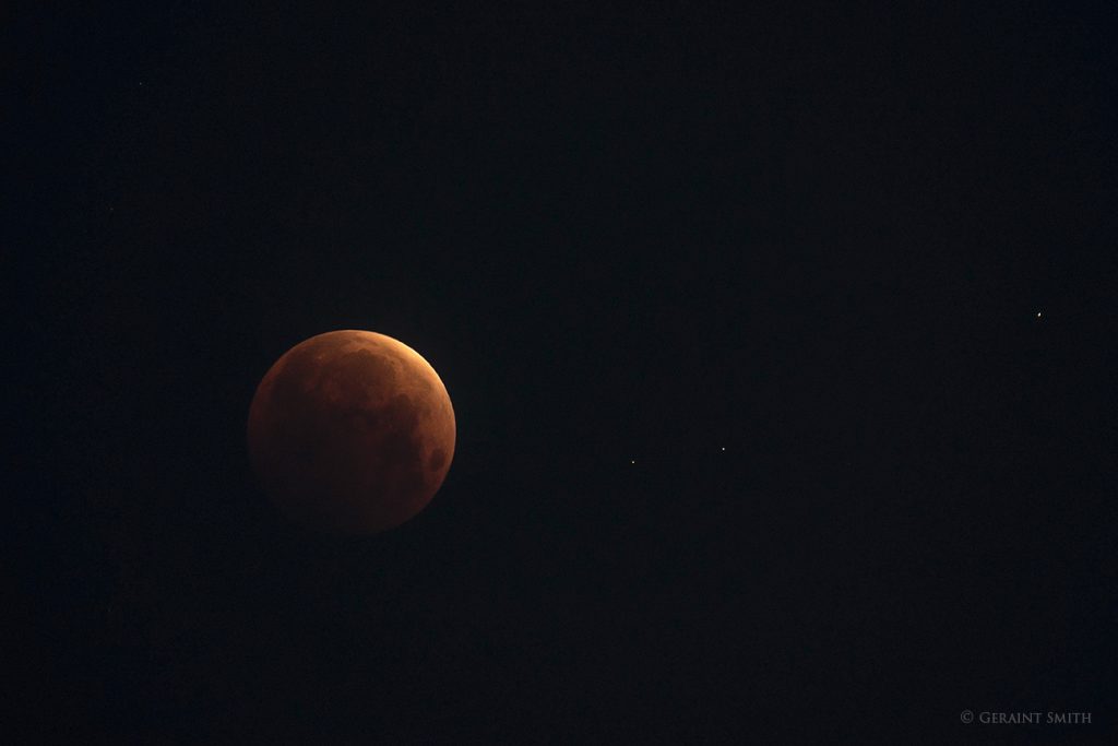 Full Moon, Eclipse, Fajada Butte, Chaco Canyon | Geraint Smith Photography