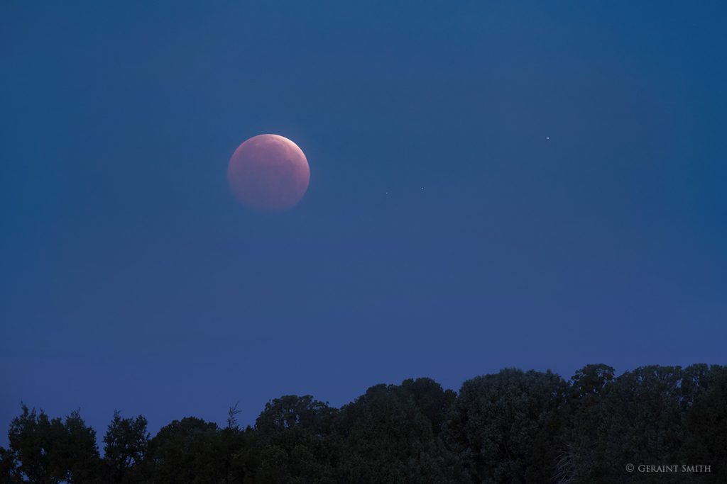 Full Moon, Eclipse, Fajada Butte, Chaco Canyon | Geraint Smith Photography